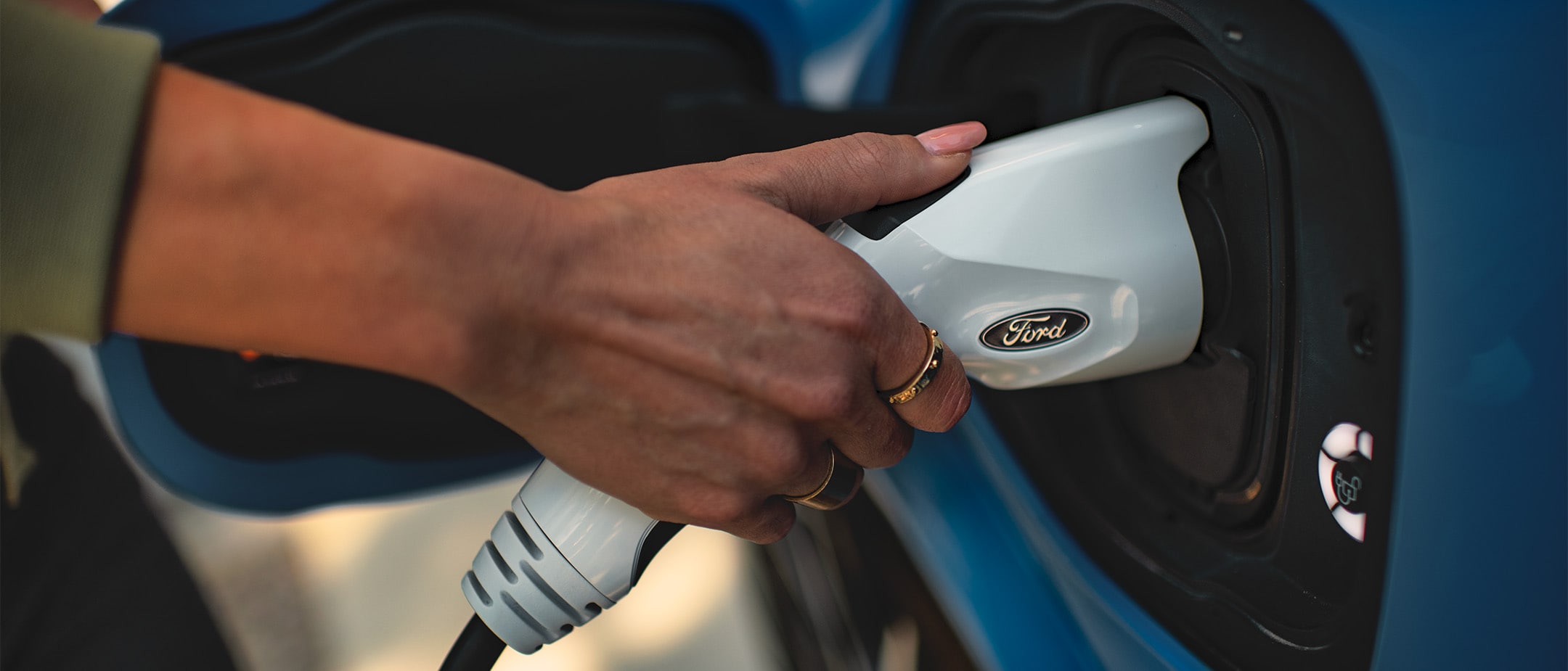 Charging an EV: Everything you need to know | Ford UK