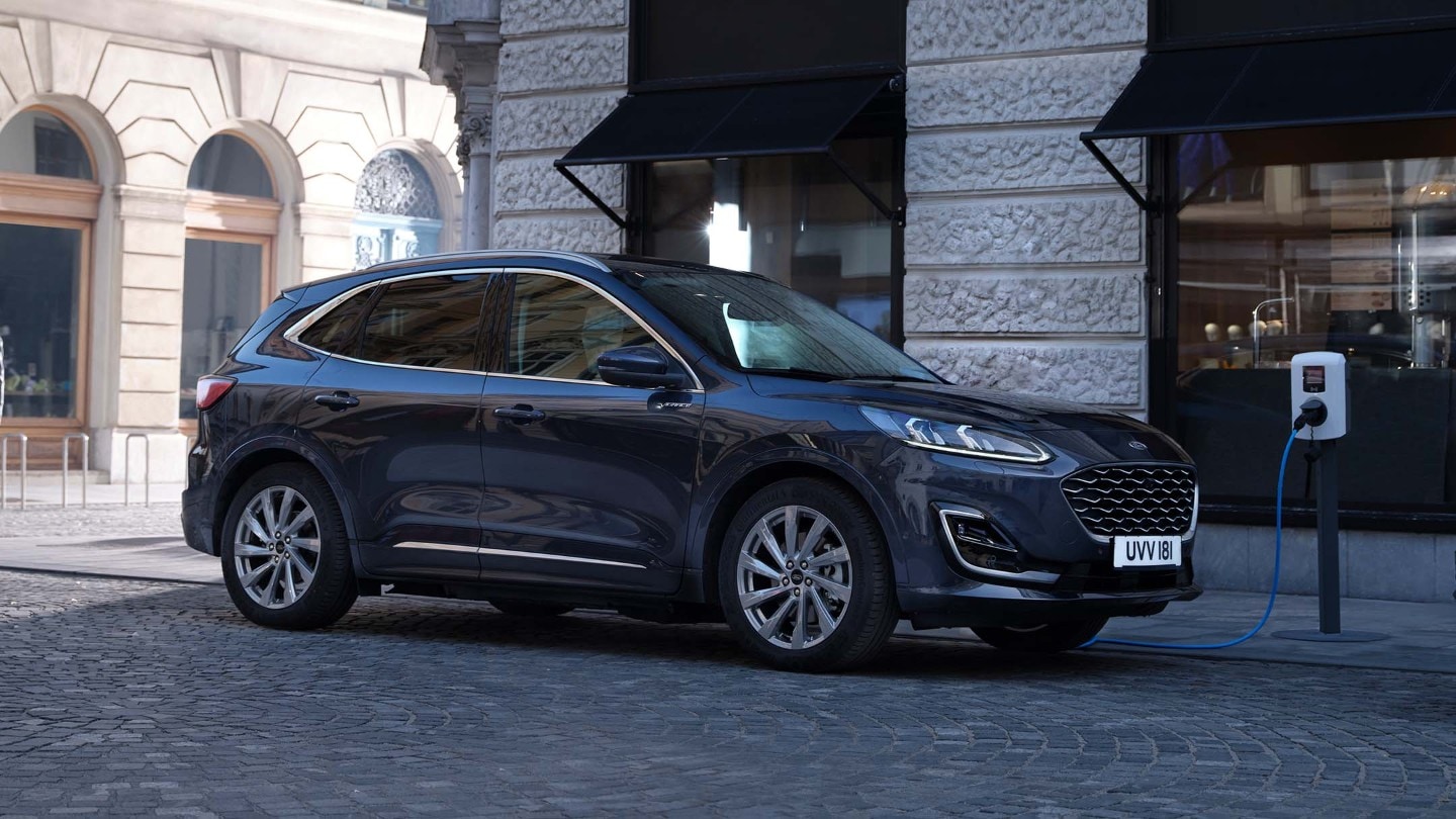 What you need to know about Hybrid and Electric Cars | Ford UK