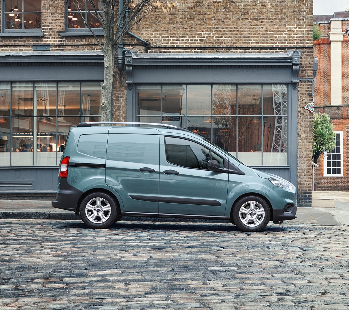 New Ford Transit Courier - The New Small Van | Kirkcaldy Ford, Fife's ...