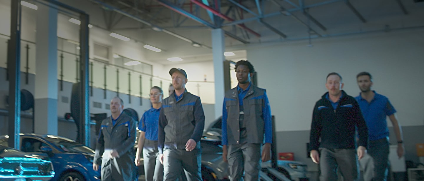 Ford Dealership Jobs, Find Your Next Career | Ford UK